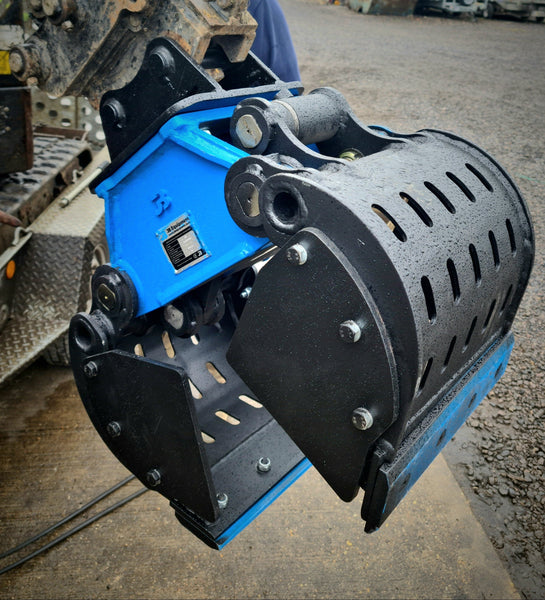 Bolt On Clamshells to fit SG12 & SGR-12 – JB Equipment Ltd