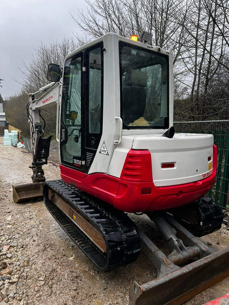 Raptor 900 Hydraulic Excavator Thumb - 4 to 6 tonne – JB Equipment Ltd